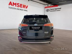 Melns Toyota RAV4 2018 Pērnava, ar dzinēja tilpumu 2.50 L un nobraukumu 119 tūkst. km par 17990 €, foto 5 vietnē AUTOMOTO.COM.LV