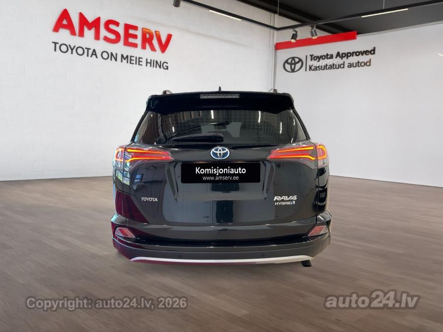 Melns Toyota RAV4 2018 Pērnava, ar dzinēja tilpumu 2.50 L un nobraukumu 119 tūkst. km par 17990 €, foto 5 vietnē AUTOMOTO.COM.LV
