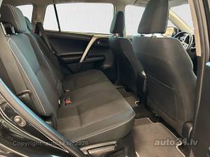 Melns Toyota RAV4 2018 Pērnava, ar dzinēja tilpumu 2.50 L un nobraukumu 119 tūkst. km par 17990 €, foto 8 vietnē AUTOMOTO.COM.LV