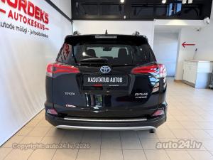 Melns Toyota RAV4 2018 Tallina, ar dzinēja tilpumu 2.50 L un nobraukumu 104 tūkst. km par 17990 €, foto 7 vietnē AUTOMOTO.COM.LV