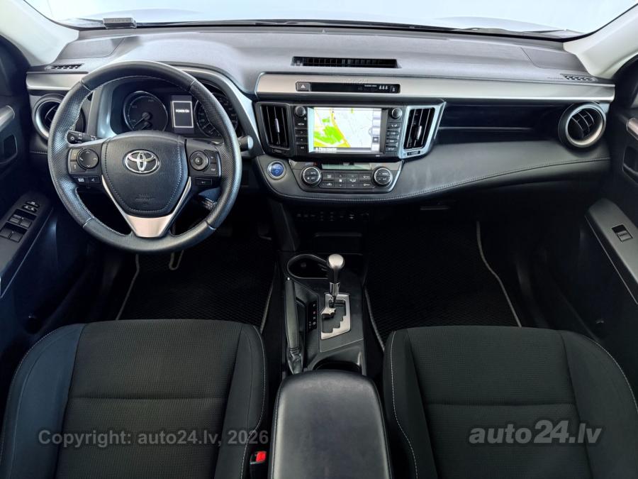 Melns Toyota RAV4 2018 Tallina, ar dzinēja tilpumu 2.50 L un nobraukumu 104 tūkst. km par 17990 €, foto 12 vietnē AUTOMOTO.COM.LV