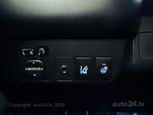 Melns Toyota RAV4 2018 Tallina, ar dzinēja tilpumu 2.50 L un nobraukumu 104 tūkst. km par 17990 €, foto 18 vietnē AUTOMOTO.COM.LV