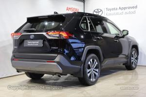 Melns Toyota RAV4 2019 Tallina, ar dzinēja tilpumu 2.50 L un nobraukumu 100 tūkst. km par 26990 €, foto 2 vietnē AUTOMOTO.COM.LV
