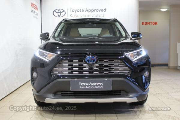 Black Toyota RAV4 2019 in Tallinn, with an engine capacity of 2.50 L and mileage of 100 thousand km for 26990 €, photo 5 on AUTOMOTO.COM.LV