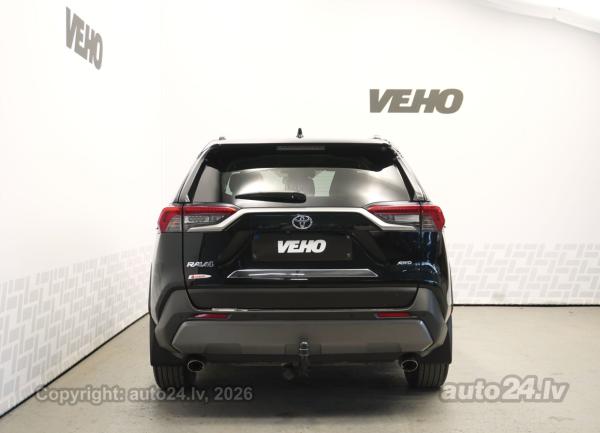 Black Toyota RAV4 2019 in Tartu, with an engine capacity of 2.00 L and mileage of 76 thousand km for 21900 €, photo 6 on AUTOMOTO.COM.LV