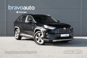 Black Toyota RAV4 2019 in Tartu, with an engine capacity of 2.00 L and mileage of 94 thousand km for 24900 €, photo 4 on AUTOMOTO.COM.LV