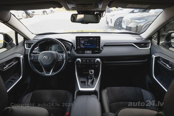 Melns Toyota RAV4 2019 Tartu, ar dzinēja tilpumu 2.00 L un nobraukumu 94 tūkst. km par 24900 €, foto 9 vietnē AUTOMOTO.COM.LV