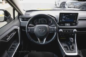 Black Toyota RAV4 2019 in Tartu, with an engine capacity of 2.00 L and mileage of 94 thousand km for 24900 €, photo 11 on AUTOMOTO.COM.LV