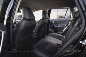 Black Toyota RAV4 2019 in Tartu, with an engine capacity of 2.00 L and mileage of 94 thousand km for 24900 €, photo 14 on AUTOMOTO.COM.LV