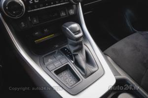 Black Toyota RAV4 2019 in Tartu, with an engine capacity of 2.00 L and mileage of 94 thousand km for 24900 €, photo 21 on AUTOMOTO.COM.LV