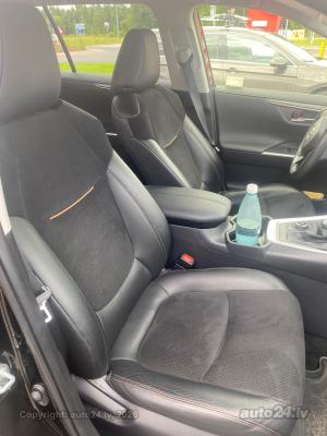 Melns Toyota RAV4 2019 Tallina, ar dzinēja tilpumu 2.00 L un nobraukumu 84 tūkst. km par 25000 €, foto 9 vietnē AUTOMOTO.COM.LV