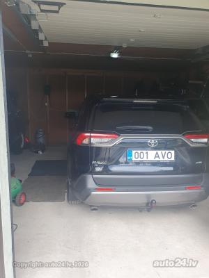 Melns Toyota RAV4 2019 Tallina, ar dzinēja tilpumu 2.00 L un nobraukumu 84 tūkst. km par 25000 €, foto 11 vietnē AUTOMOTO.COM.LV
