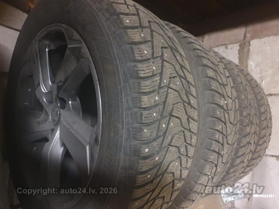 Melns Toyota RAV4 2019 Tallina, ar dzinēja tilpumu 2.00 L un nobraukumu 84 tūkst. km par 25000 €, foto 12 vietnē AUTOMOTO.COM.LV