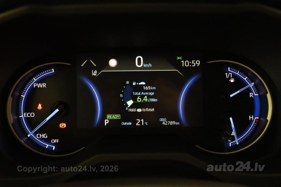 Black Toyota RAV4 2020 in Tallinn, with an engine capacity of 2.49 L and mileage of 43 thousand km for 27200 €, photo 14 on AUTOMOTO.COM.LV