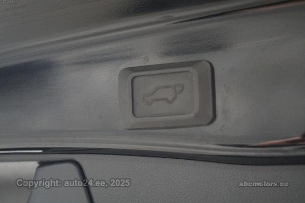 Черный Тойота РАВ 4 2021 в Таллин, объемом двигателя 2.00 л и пробегом 65 тыс. км за 23990 €, фото 11 на AUTOMOTO.COM.LV