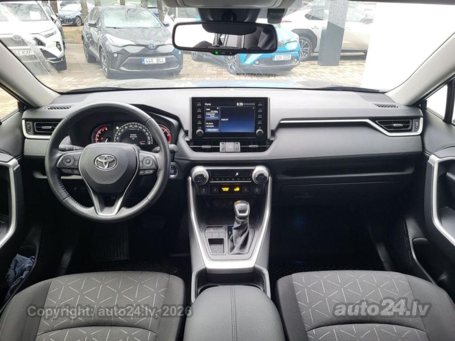 Melns Toyota RAV4 2021 Tallina, ar dzinēja tilpumu 1.99 L un nobraukumu 59 tūkst. km par 23995 €, foto 8 vietnē AUTOMOTO.COM.LV