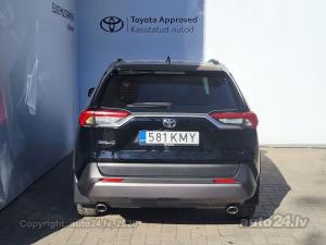 Melns Toyota RAV4 2021 Tallina, ar dzinēja tilpumu 1.99 L un nobraukumu 114 tūkst. km par 21995 €, foto 4 vietnē AUTOMOTO.COM.LV