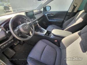 Melns Toyota RAV4 2021 Tallina, ar dzinēja tilpumu 1.99 L un nobraukumu 114 tūkst. km par 21995 €, foto 11 vietnē AUTOMOTO.COM.LV