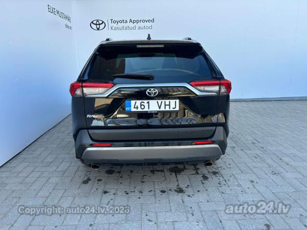 Black Toyota RAV4 2021 in Tallinn, with an engine capacity of 1.99 L and mileage of 103 thousand km for 22995 €, photo 4 on AUTOMOTO.COM.LV