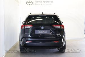 Melns Toyota RAV4 2021 Tallina, ar dzinēja tilpumu 2.49 L un nobraukumu 84 tūkst. km par 29990 €, foto 5 vietnē AUTOMOTO.COM.LV