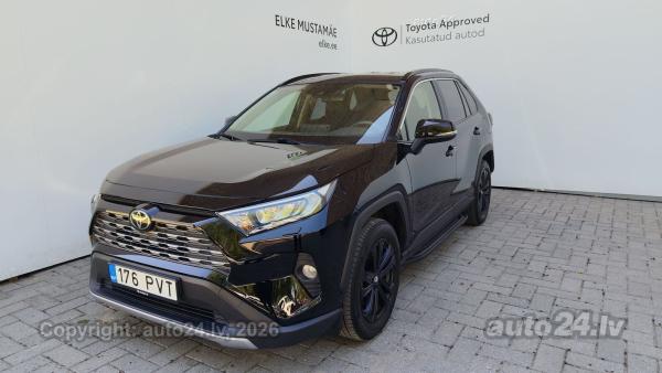 Melns Toyota RAV4 2021 Tallina, ar dzinēja tilpumu 1.99 L un nobraukumu 101 tūkst. km par 26900 €, foto 1 vietnē AUTOMOTO.COM.LV