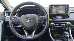 Melns Toyota RAV4 2021 Tallina, ar dzinēja tilpumu 1.99 L un nobraukumu 101 tūkst. km par 26900 €, foto 10 vietnē AUTOMOTO.COM.LV