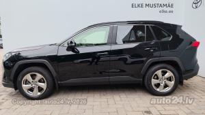 Black Toyota RAV4 2021 in Tallinn, with an engine capacity of 2.49 L and mileage of 119 thousand km for 29995 €, photo 4 on AUTOMOTO.COM.LV