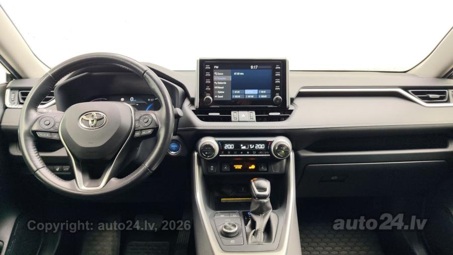 Black Toyota RAV4 2021 in Tallinn, with an engine capacity of 2.49 L and mileage of 119 thousand km for 29995 €, photo 9 on AUTOMOTO.COM.LV