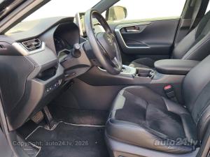 Черный Тойота РАВ 4 2021 в Таллин, объемом двигателя 2.49 л и пробегом 69 тыс. км за 32995 €, фото 12 на AUTOMOTO.COM.LV