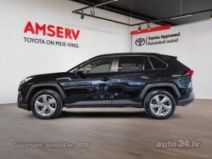 Black Toyota RAV4 2021 in Tallinn, with an engine capacity of 2.00 L and mileage of 99 thousand km for 24990 €, photo 4 on AUTOMOTO.COM.LV