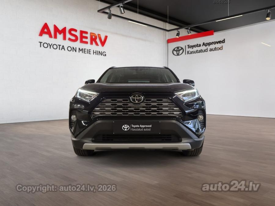 Black Toyota RAV4 2021 in Tallinn, with an engine capacity of 2.00 L and mileage of 99 thousand km for 24990 €, photo 6 on AUTOMOTO.COM.LV