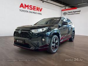 Melns Toyota RAV4 2021 Pērnava, ar dzinēja tilpumu 2.50 L un nobraukumu 90 tūkst. km par 30990 €, foto  vietnē AUTOMOTO.COM.LV