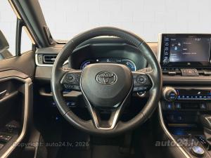 Melns Toyota RAV4 2021 Pērnava, ar dzinēja tilpumu 2.50 L un nobraukumu 90 tūkst. km par 30990 €, foto 13 vietnē AUTOMOTO.COM.LV