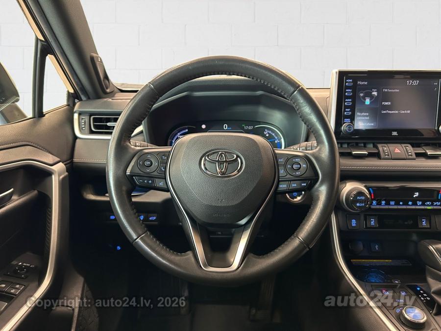 Melns Toyota RAV4 2021 Pērnava, ar dzinēja tilpumu 2.50 L un nobraukumu 90 tūkst. km par 30990 €, foto 13 vietnē AUTOMOTO.COM.LV