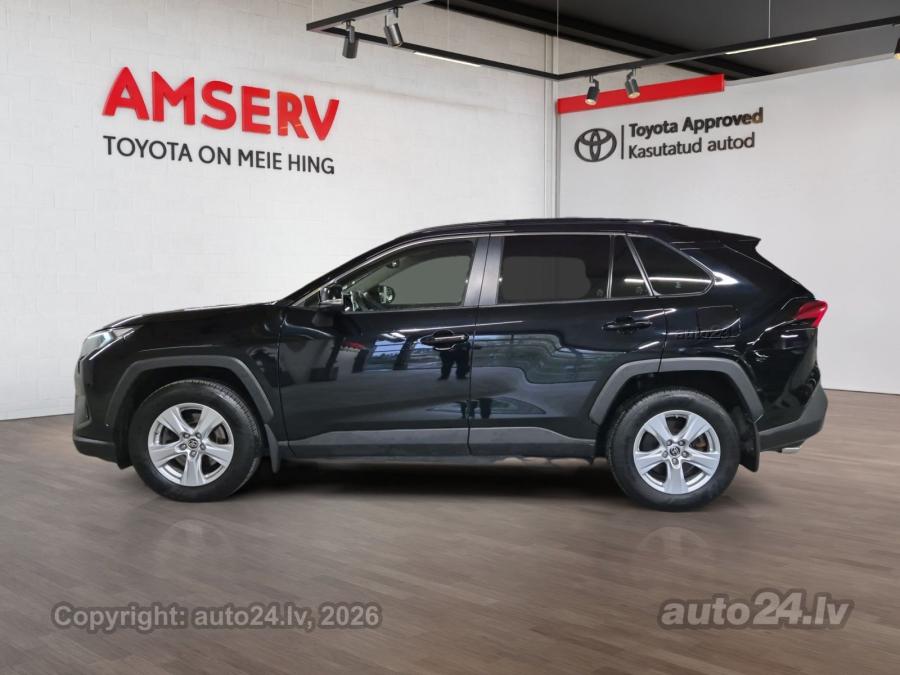 Melns Toyota RAV4 2021 Tallina, ar dzinēja tilpumu 2.00 L un nobraukumu 170 tūkst. km par 22490 €, foto 4 vietnē AUTOMOTO.COM.LV