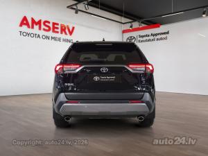 Melns Toyota RAV4 2021 Tallina, ar dzinēja tilpumu 2.00 L un nobraukumu 170 tūkst. km par 22490 €, foto 5 vietnē AUTOMOTO.COM.LV