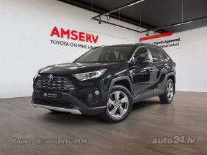 Melns Toyota RAV4 2021 Tallina, ar dzinēja tilpumu 2.50 L un nobraukumu 110 tūkst. km par 28490 €, foto  vietnē AUTOMOTO.COM.LV