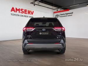 Melns Toyota RAV4 2021 Tallina, ar dzinēja tilpumu 2.50 L un nobraukumu 110 tūkst. km par 28490 €, foto 5 vietnē AUTOMOTO.COM.LV