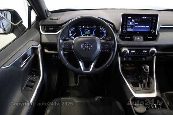 Melns Toyota RAV4 2022 Tallina, ar dzinēja tilpumu 2.50 L un nobraukumu 92 tūkst. km par 30490 €, foto 9 vietnē AUTOMOTO.COM.LV