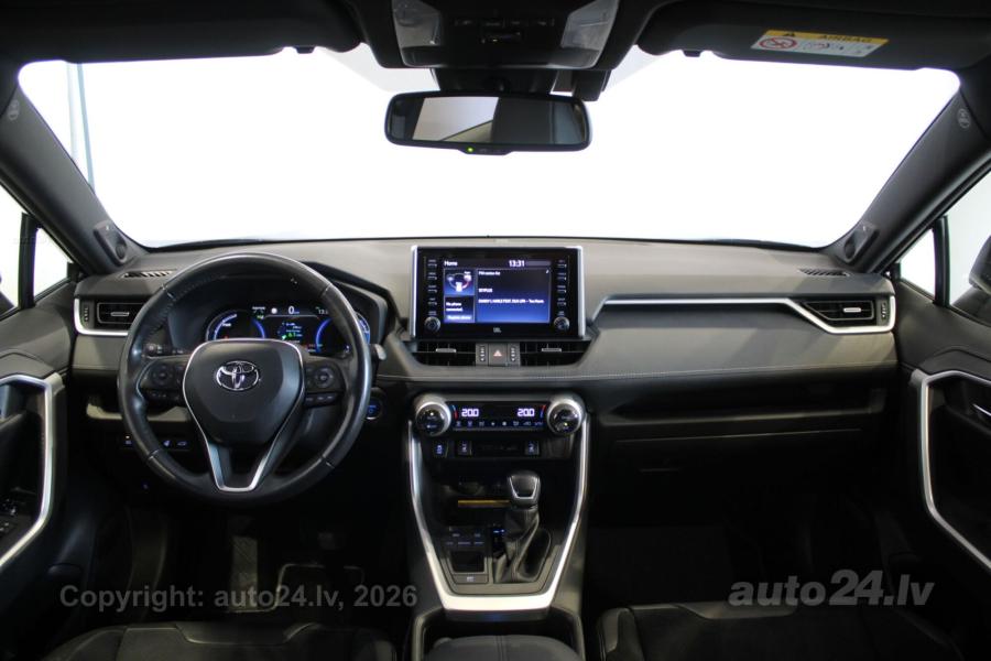 Melns Toyota RAV4 2022 Tallina, ar dzinēja tilpumu 2.50 L un nobraukumu 92 tūkst. km par 30490 €, foto 9 vietnē AUTOMOTO.COM.LV