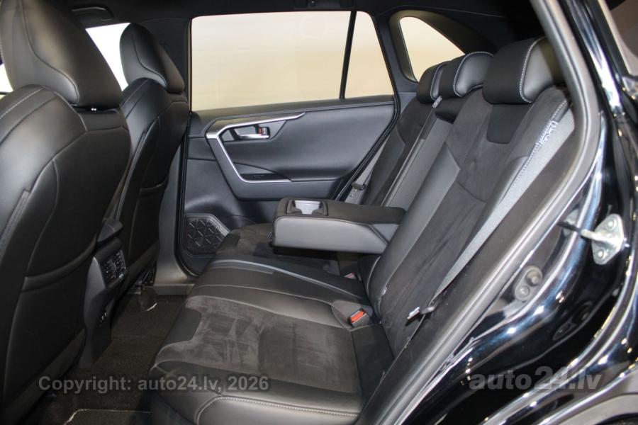 Melns Toyota RAV4 2022 Tallina, ar dzinēja tilpumu 2.50 L un nobraukumu 92 tūkst. km par 30490 €, foto 20 vietnē AUTOMOTO.COM.LV