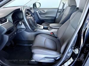 Black Toyota RAV4 2022 in Tallinn, with an engine capacity of 2.00 L and mileage of 86 thousand km for 24990 €, photo 11 on AUTOMOTO.COM.LV