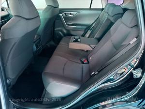 Black Toyota RAV4 2022 in Tallinn, with an engine capacity of 2.00 L and mileage of 86 thousand km for 24990 €, photo 13 on AUTOMOTO.COM.LV
