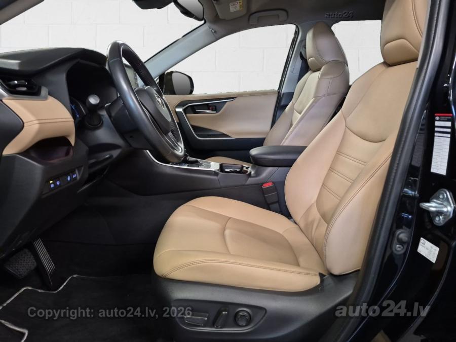 Melns Toyota RAV4 2022 Tallina, ar dzinēja tilpumu 2.50 L un nobraukumu 148 tūkst. km par 26990 €, foto 12 vietnē AUTOMOTO.COM.LV