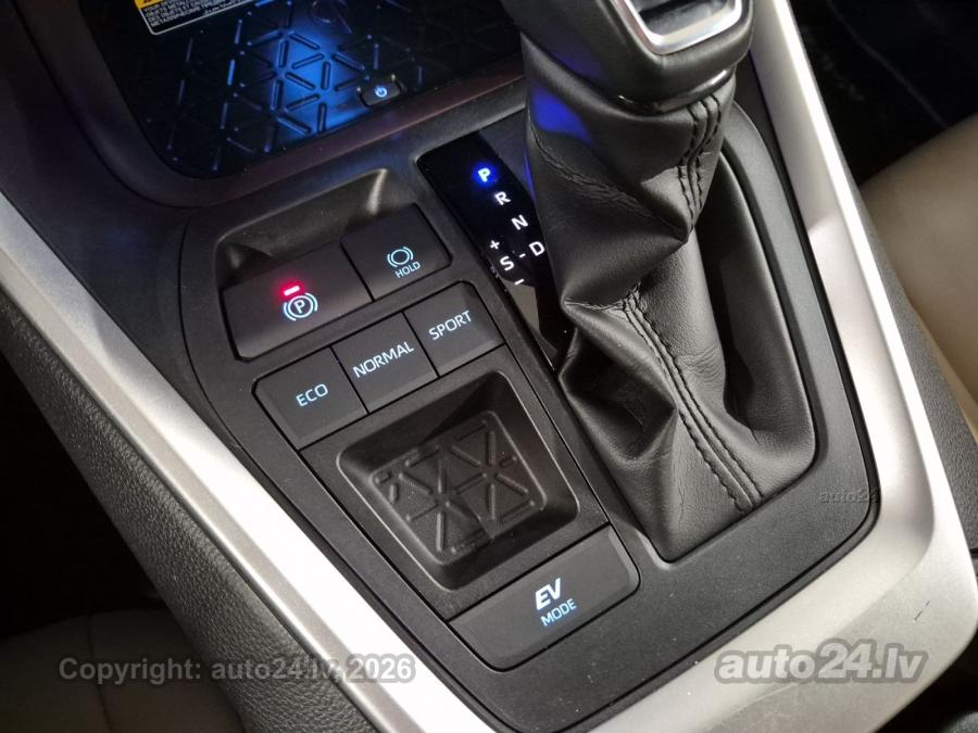 Melns Toyota RAV4 2022 Tallina, ar dzinēja tilpumu 2.50 L un nobraukumu 148 tūkst. km par 26990 €, foto 21 vietnē AUTOMOTO.COM.LV