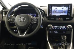 Black Toyota RAV4 2022 in Tallinn, with an engine capacity of 2.49 L and mileage of 57 thousand km for 29990 €, photo 10 on AUTOMOTO.COM.LV