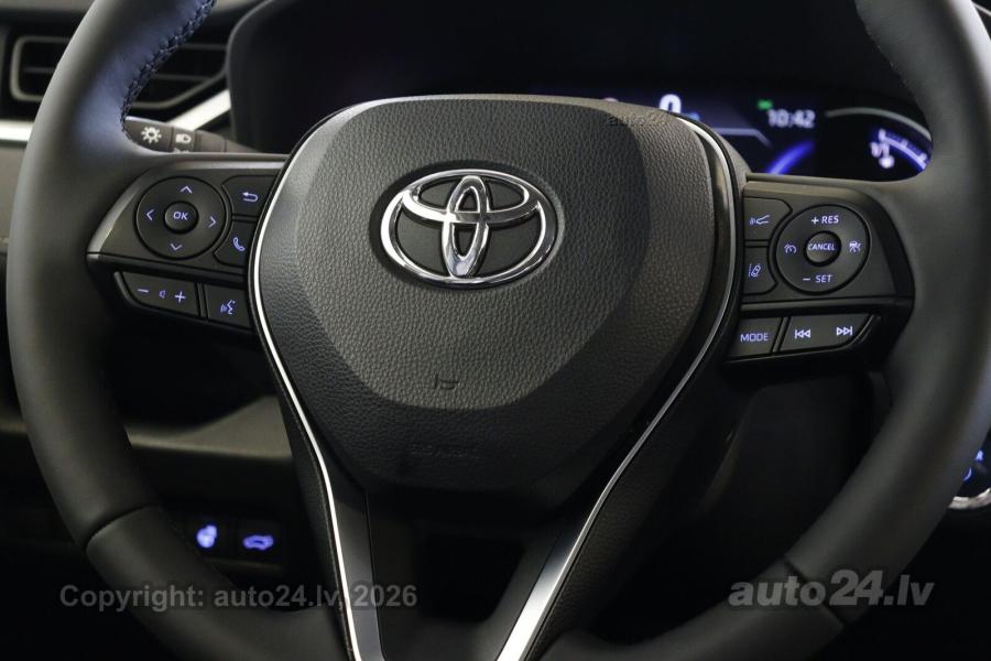 Black Toyota RAV4 2022 in Tallinn, with an engine capacity of 2.49 L and mileage of 57 thousand km for 29990 €, photo 13 on AUTOMOTO.COM.LV