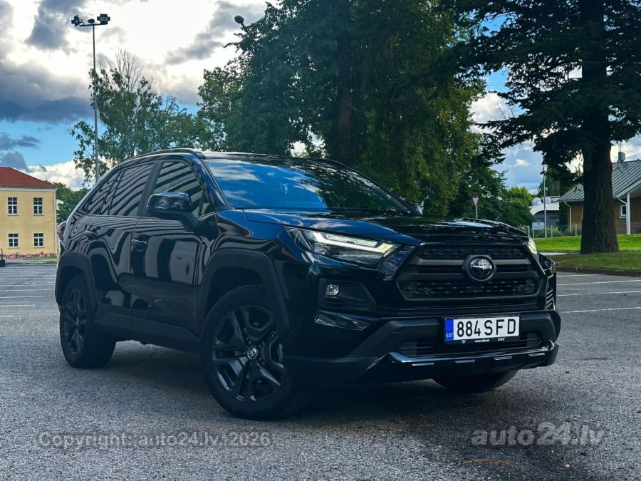 Melns Toyota RAV4 2023 Narva, ar dzinēja tilpumu 2.50 L un nobraukumu 61 tūkst. km par 39900 €, foto 3 vietnē AUTOMOTO.COM.LV