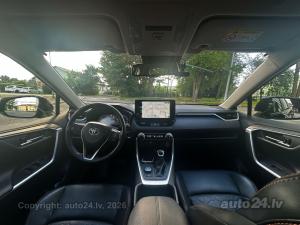 Melns Toyota RAV4 2023 Narva, ar dzinēja tilpumu 2.50 L un nobraukumu 61 tūkst. km par 39900 €, foto 8 vietnē AUTOMOTO.COM.LV