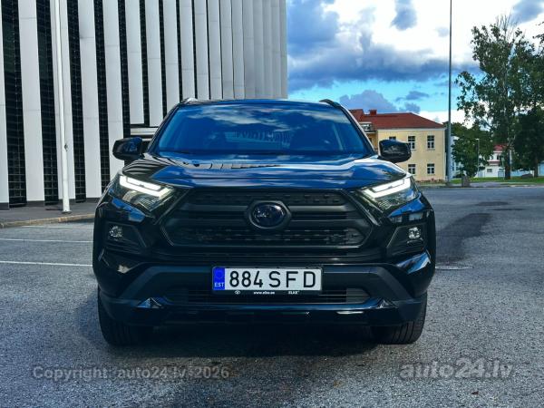 Черный Тойота РАВ 4 2023 в Нарва, объемом двигателя 2.50 л и пробегом 61 тыс. км за 39900 €, фото 4 на AUTOMOTO.COM.LV